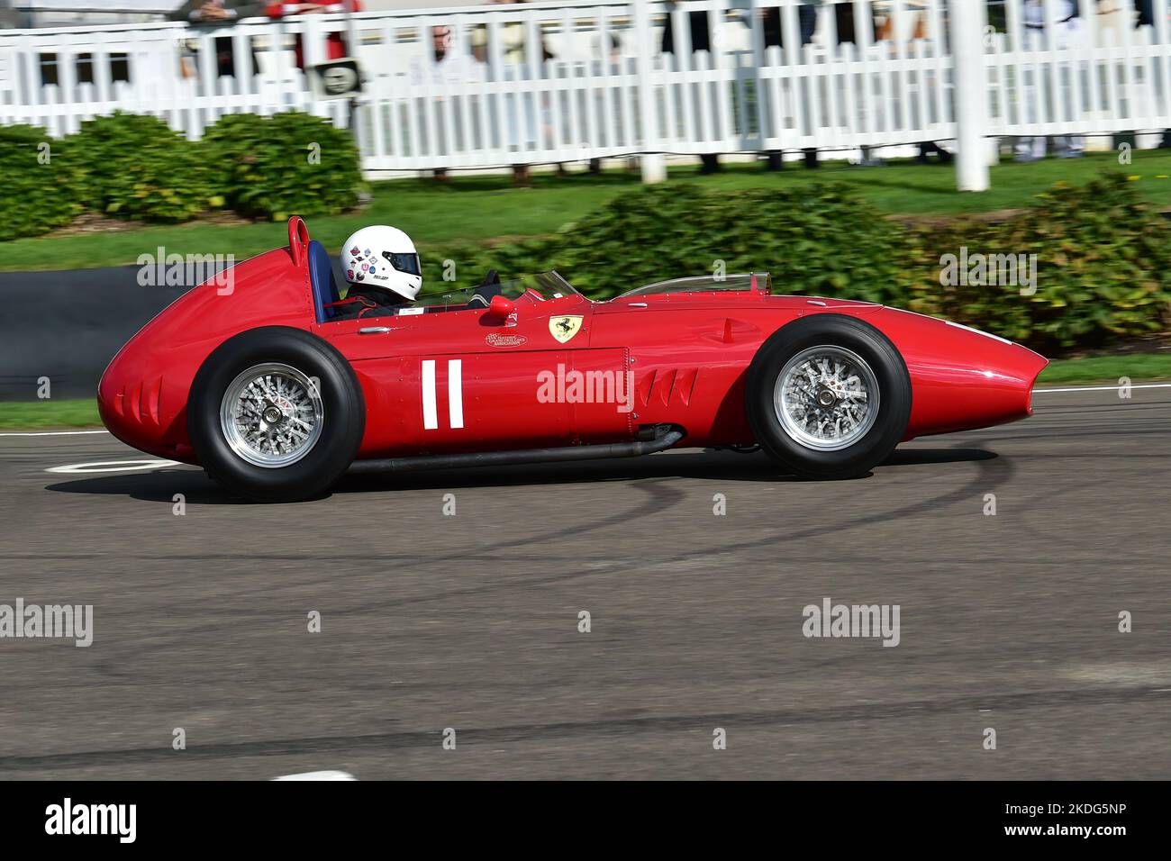 Tony Smith, Ferrari 246 Dino, Richmond and Gordon Trophies, 25 minutes ...