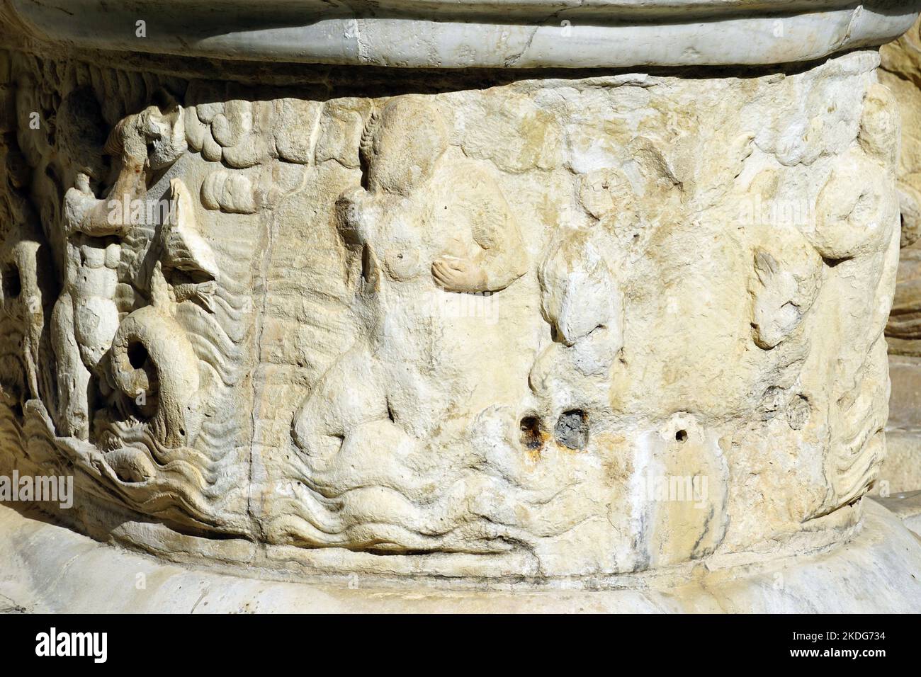 Morosini Fountain, Eleftheriou Venizelou Square, Lions Square ...