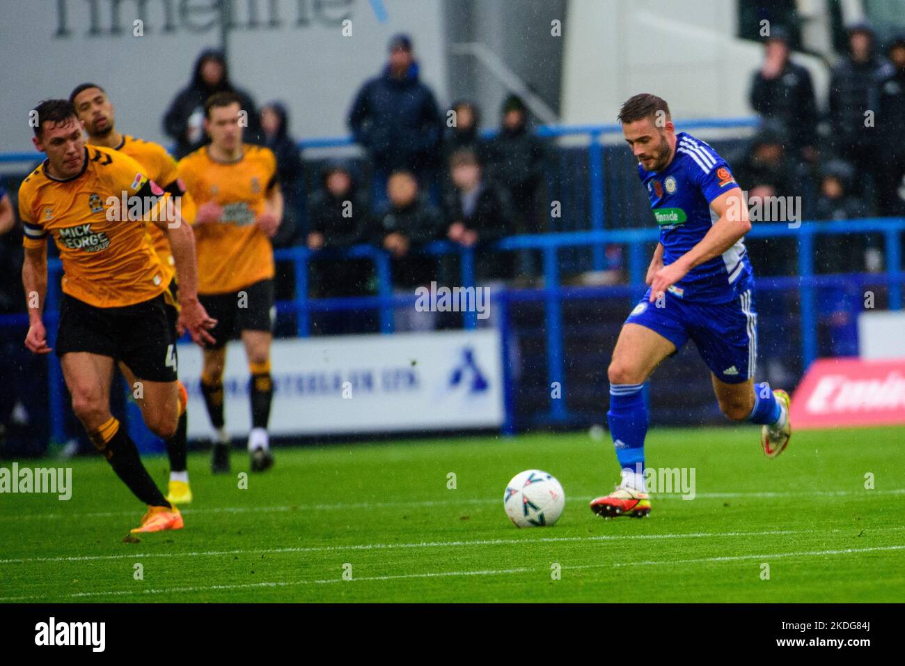 Ashton-under-Lyne, UK. Sunday 6th November 2022.Thomas Peers of Curzon ...