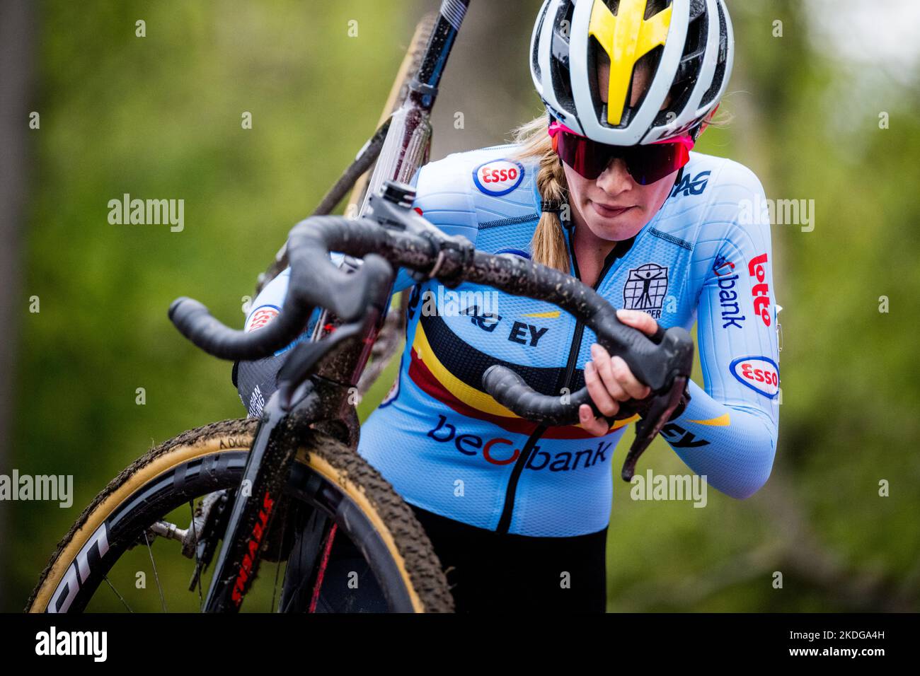 Julie brouwers hi-res stock photography and images - Alamy