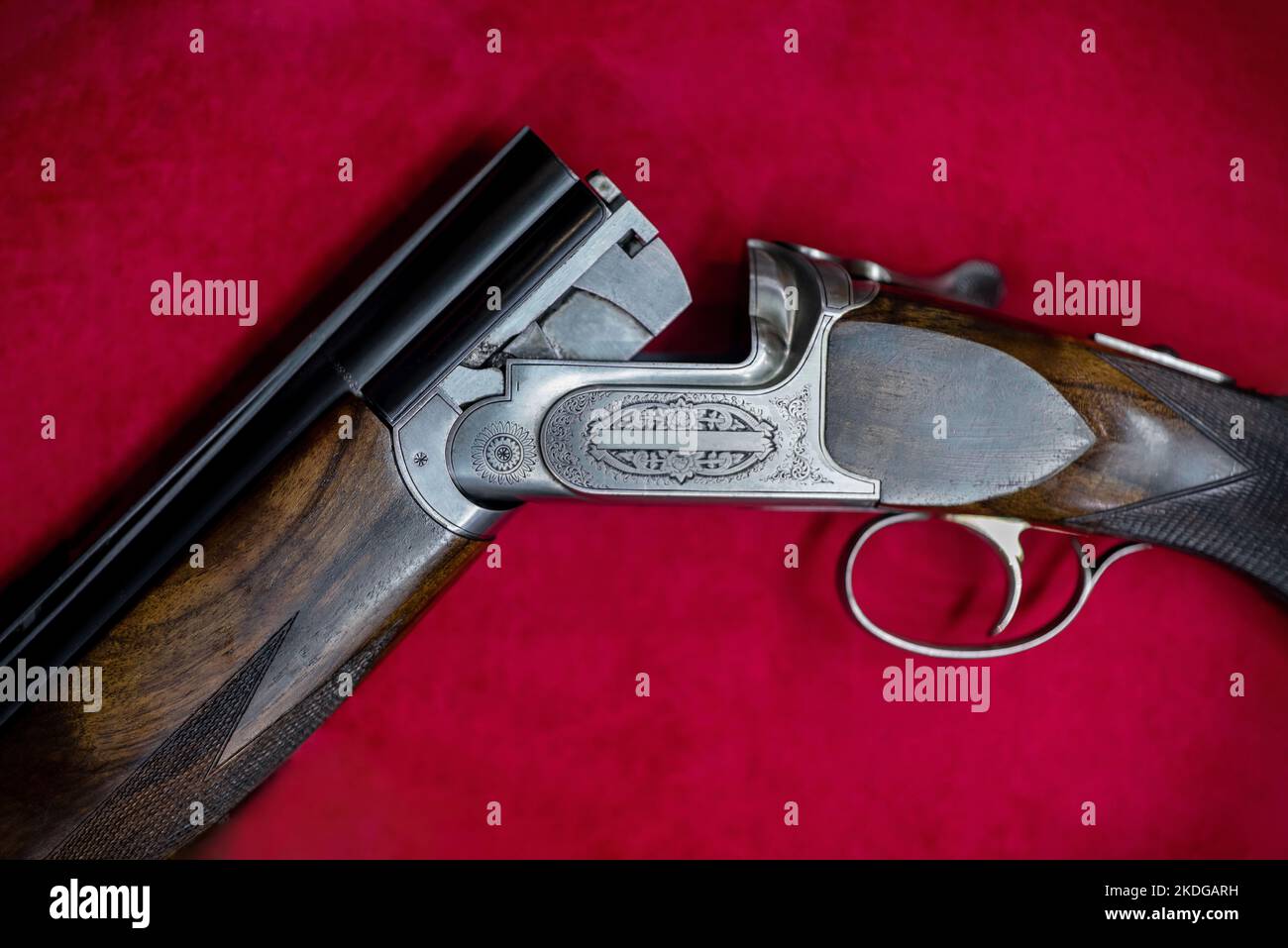 12 guage shotgun hi-res stock photography and images - Alamy