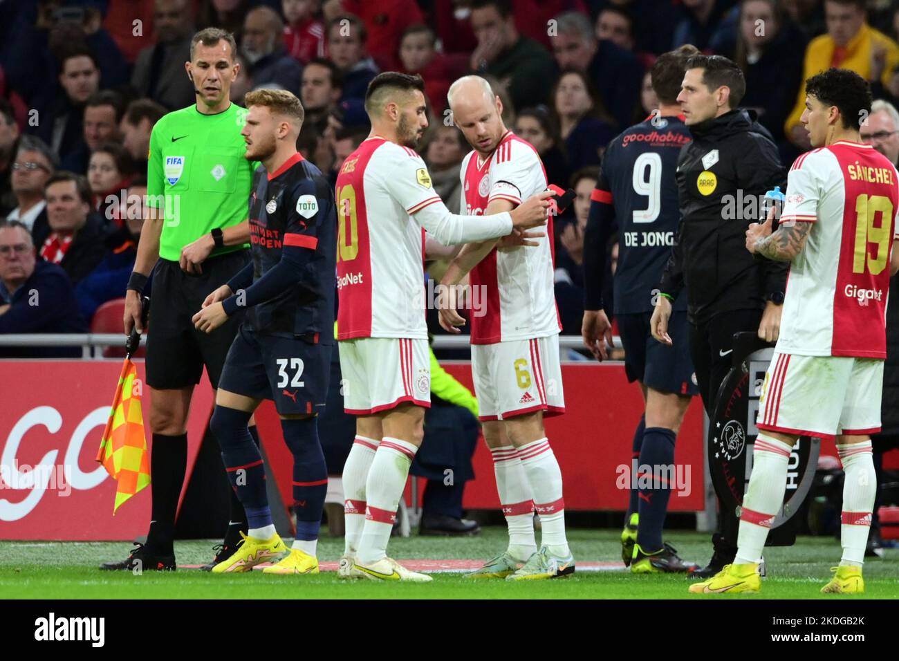 AMSTERDAM - (lr) Dusan Tadic of Ajax, Davy Klaassen or Ajax during the Dutch Eredivisie match ...