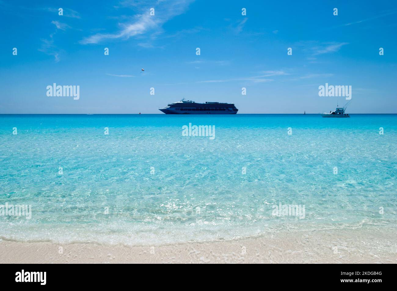 The scenic view of Half Moon Cay beach turquoise color waters with a ...
