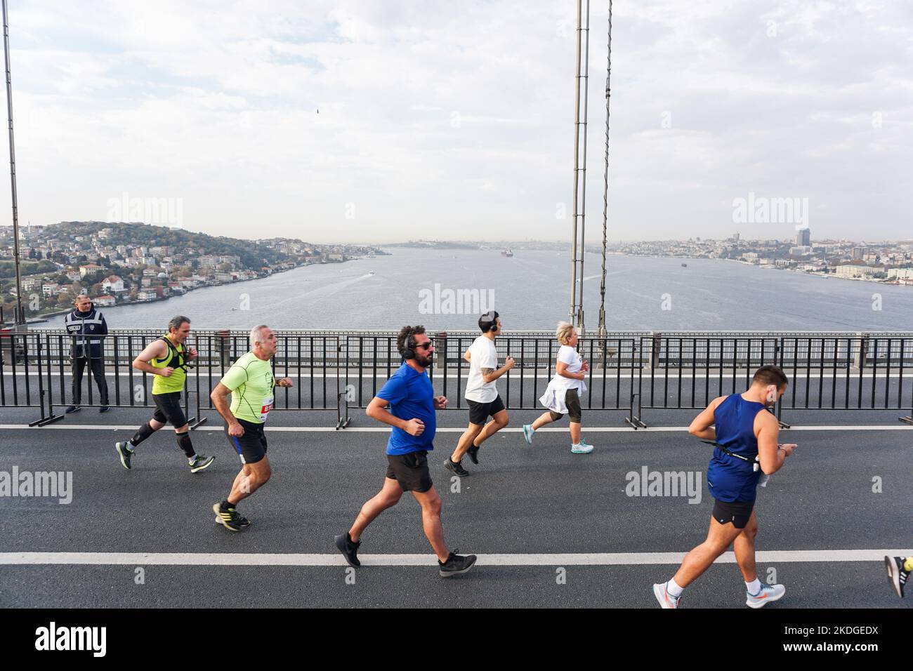 Istanbul marathon bosphorus hi-res stock photography and images - Alamy