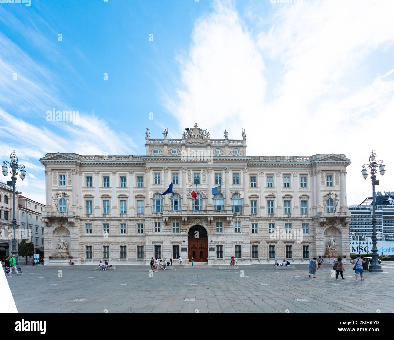 Triest unity of italy square hi-res stock photography and images - Alamy