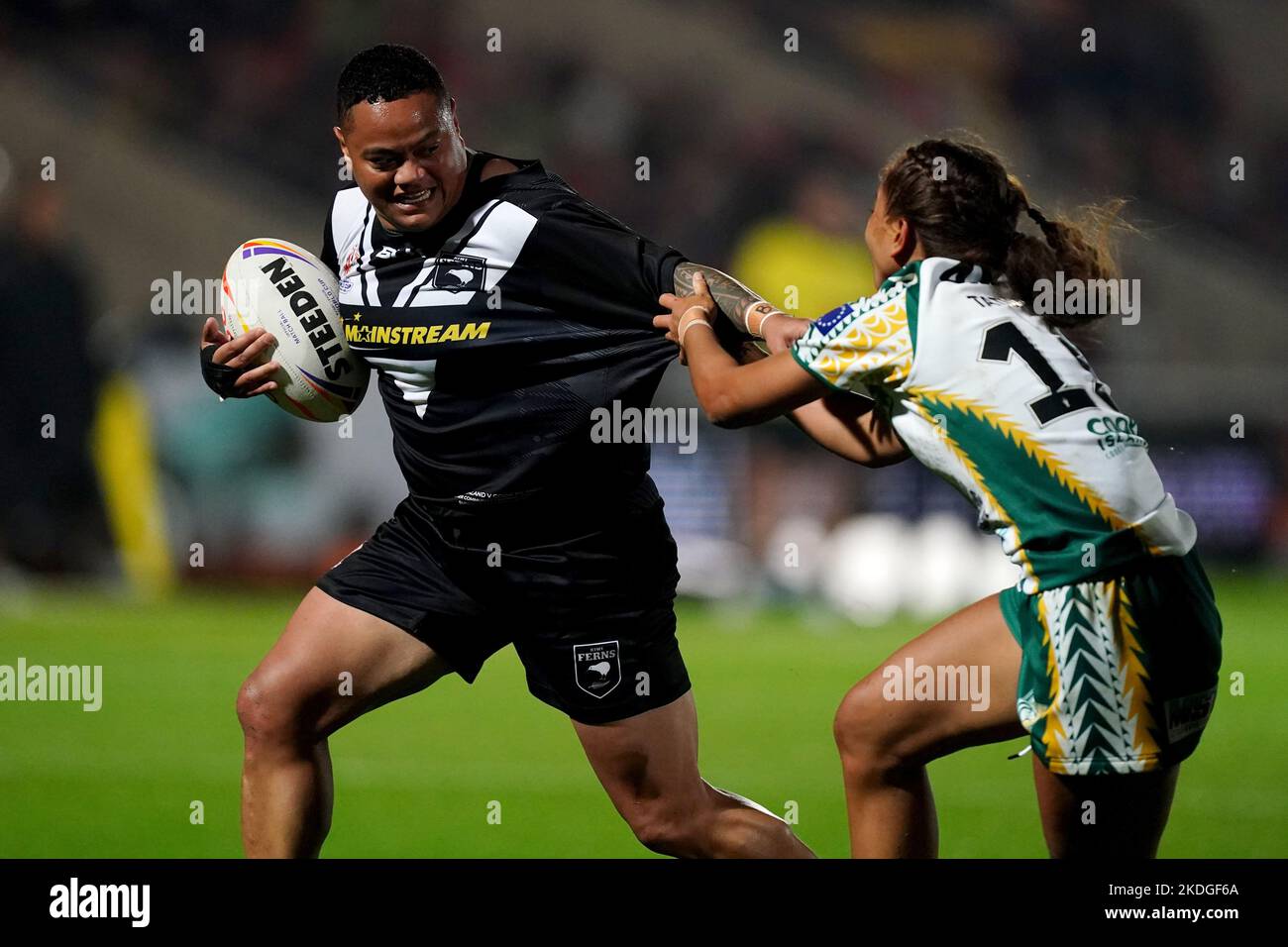 New Zealand’s Mele Hufanga (left) and Cook Islands’ Tehinnah-Leal ...