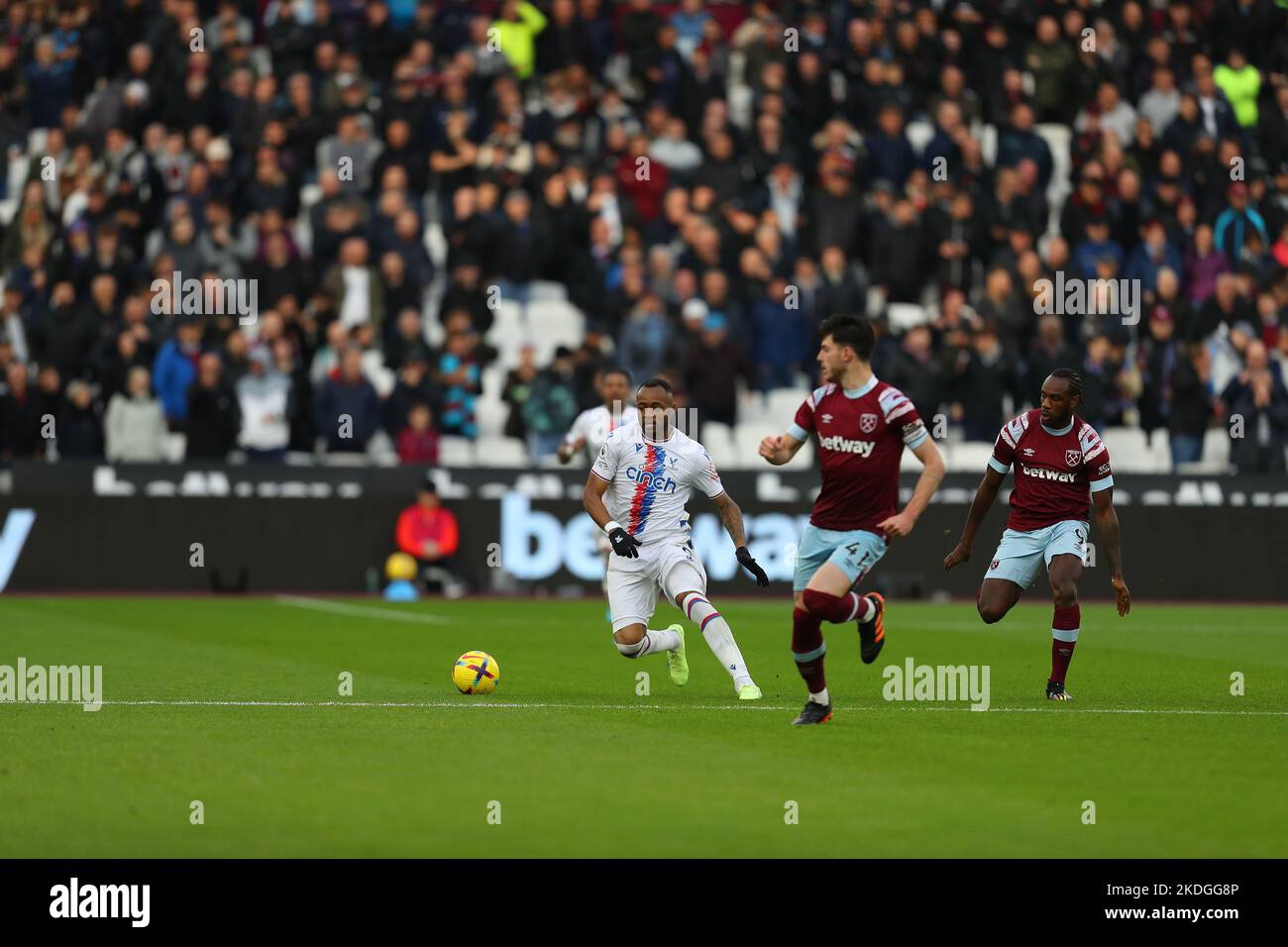 London Stadium, London, UK. 6th Nov, 2022. Premier League football West ...