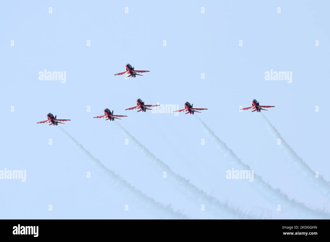 Qatar air show staged Doha Corniche by Amiri Air Force, Saudi Falcons ...