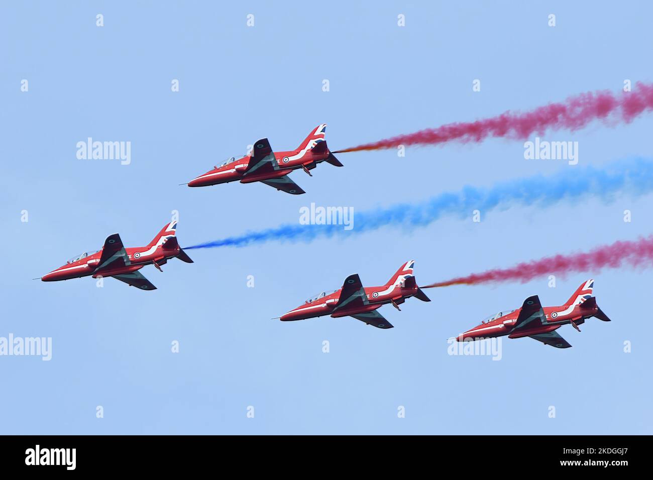 Qatar air show staged Doha Corniche by Amiri Air Force, Saudi Falcons ...