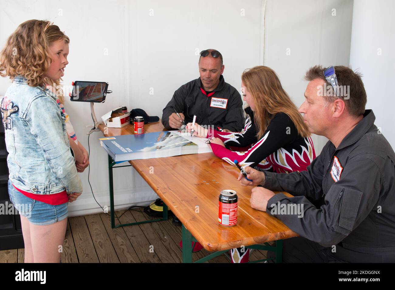 Two shy girls hi-res stock photography and images - Alamy