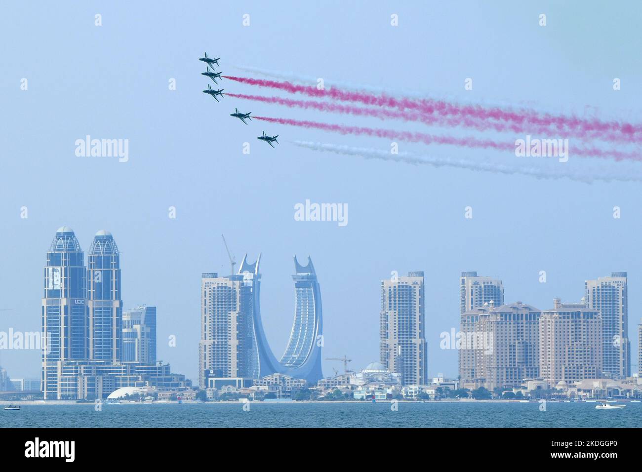 Qatar air show staged Doha Corniche by Amiri Air Force, Saudi Falcons ...
