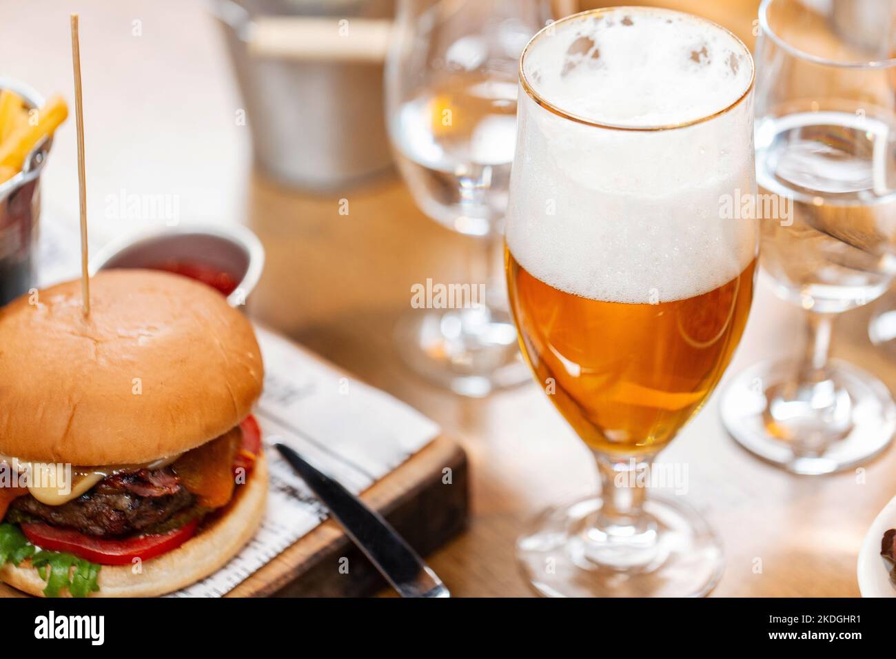 Junk food beer burger hi-res stock photography and images - Alamy