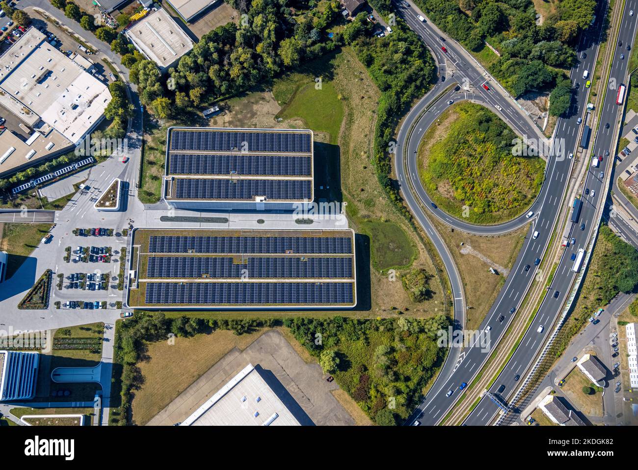 Aldi supermarket with solar roof hi-res stock photography and images ...