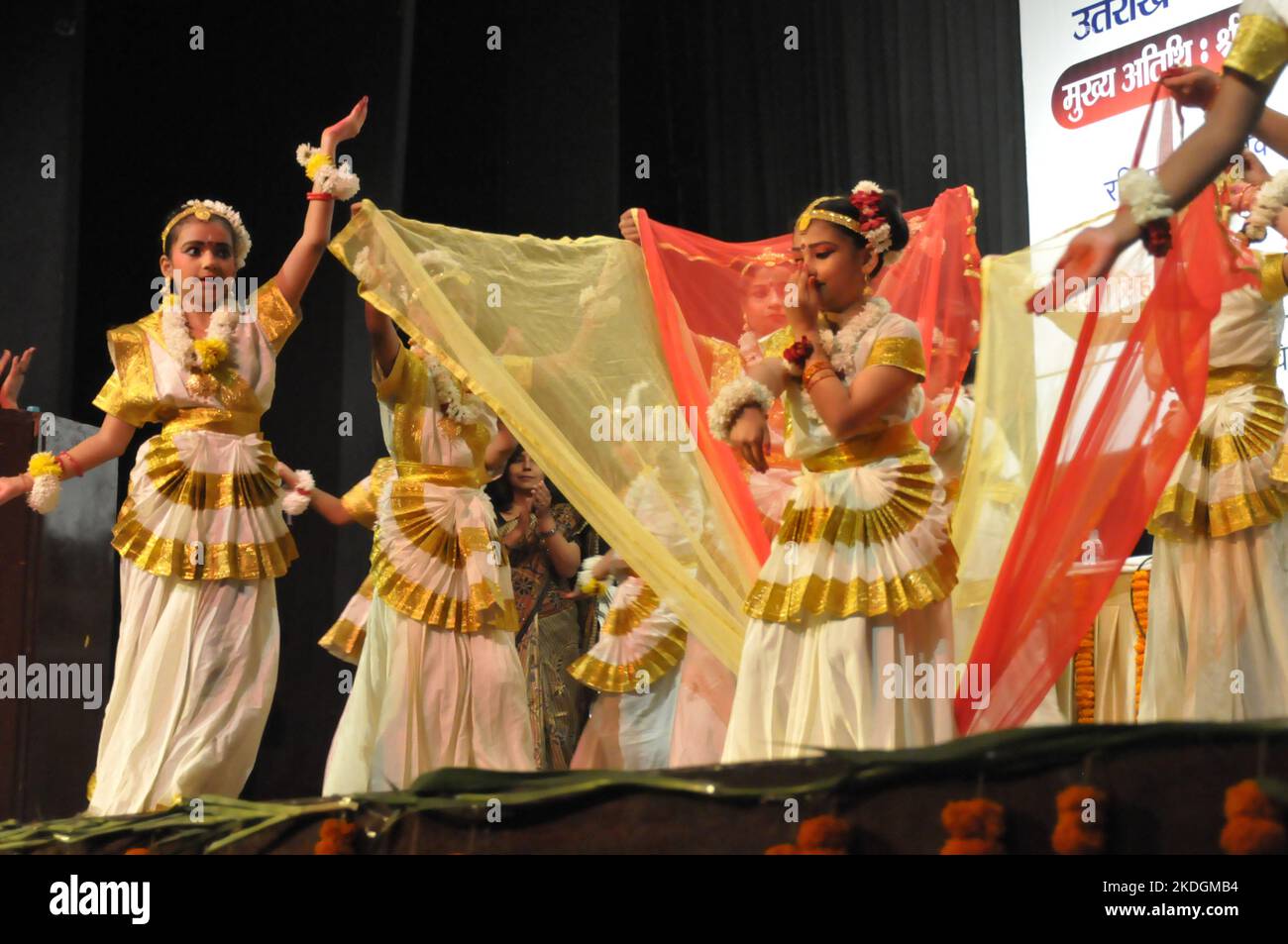 Mayur dance hi-res stock photography and images - Alamy