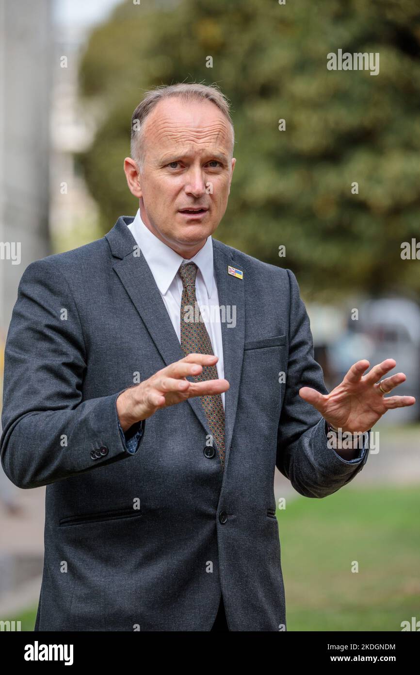Neil hudson mp hi-res stock photography and images - Alamy