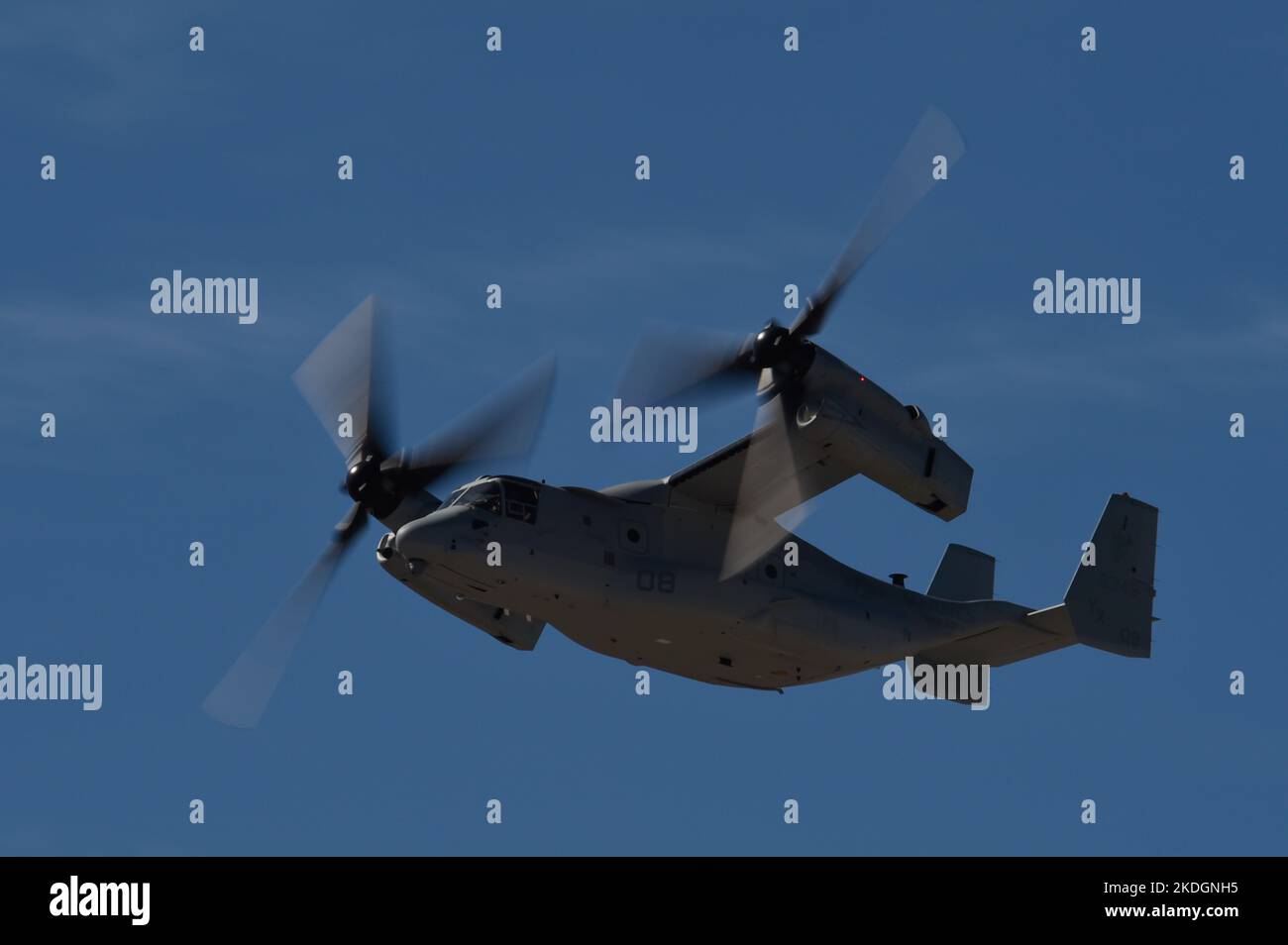 USMC MV-22 Osprey makes a pass above MCAS Miramar in San Diego ...