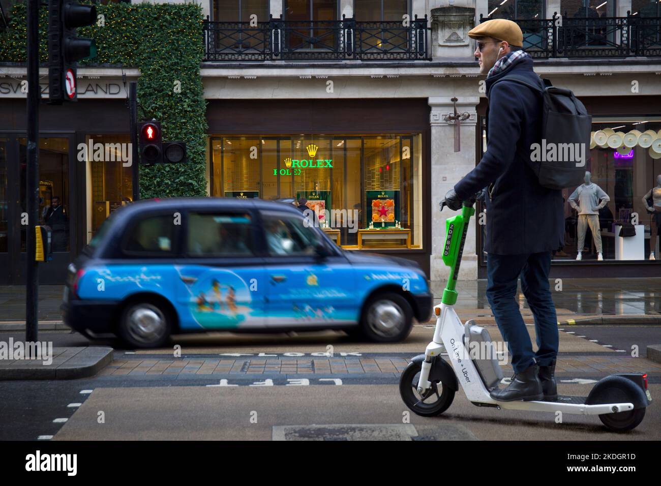 Smart man london hi-res stock photography and images - Alamy