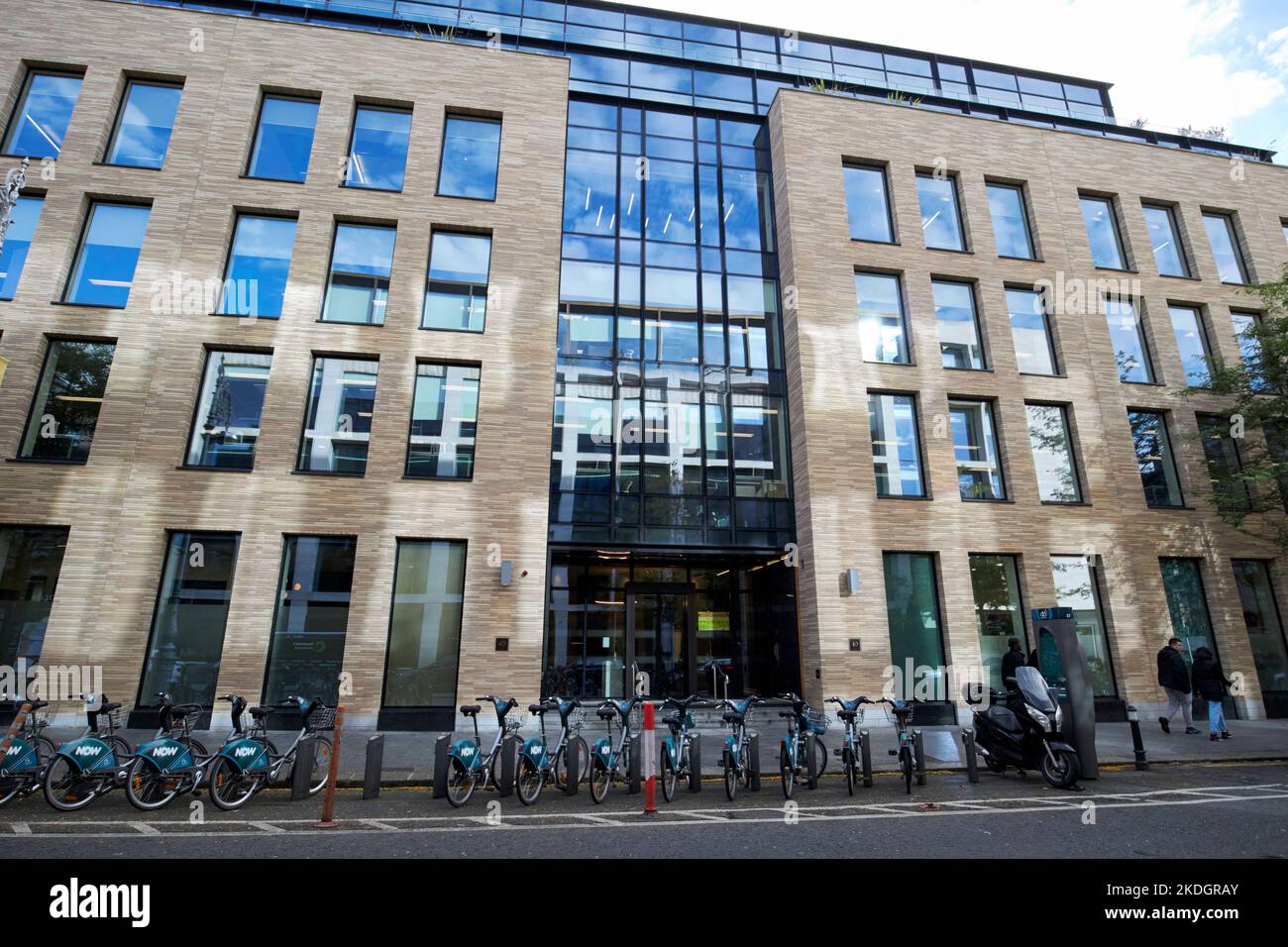 Dla piper building hi-res stock photography and images - Alamy