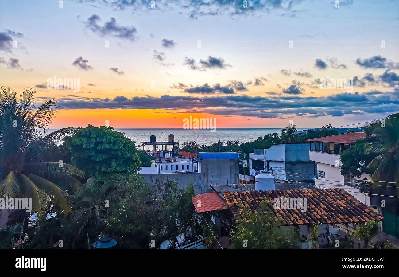 Beautiful stunning colorful and golden sunset in yellow orange red on ...