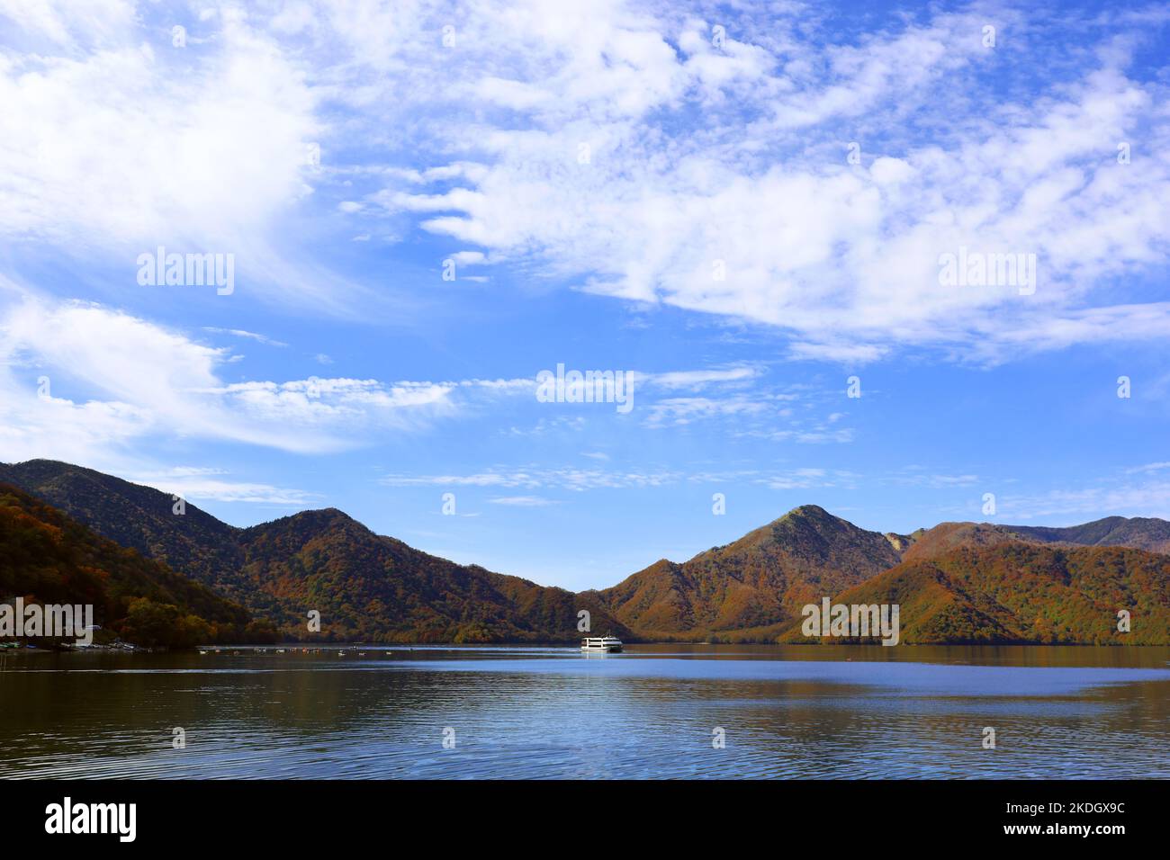 Japanese beautiful scenery Nikko Chuzenji Lake during the fall foliage ...
