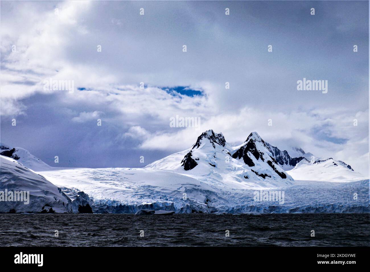 The snowy landscape, hills and mountains of Antarctica Stock Photo - Alamy