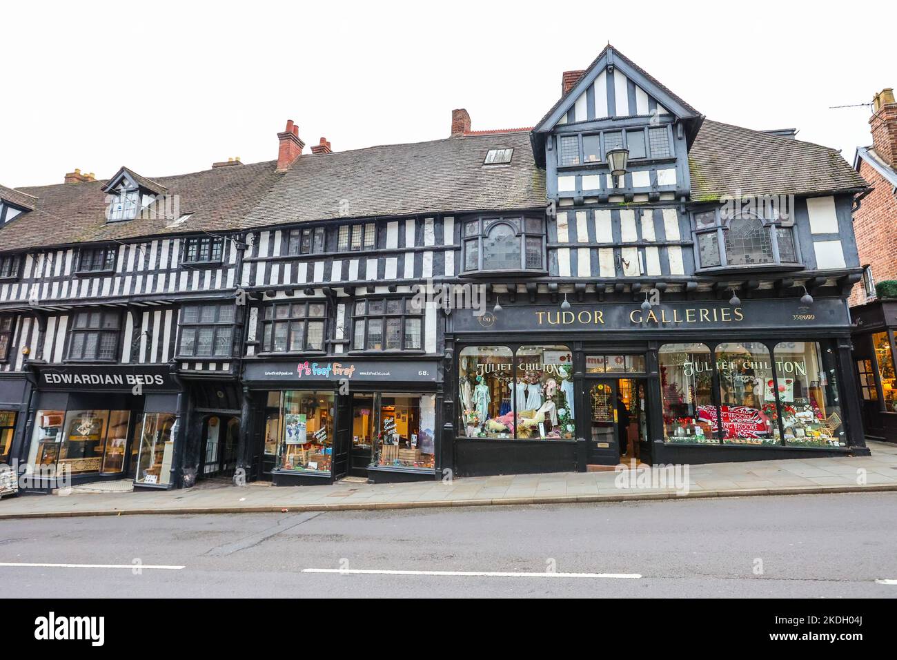 Wyle cop in shrewsbury in hi-res stock photography and images - Alamy