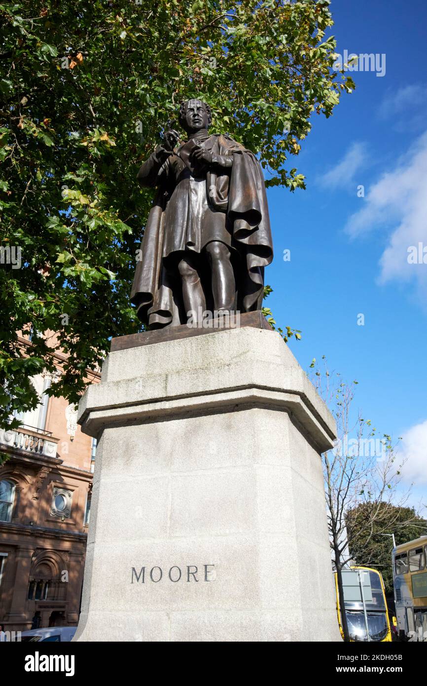 statue of irish bard thomas moore college st dublin republic of ireland ...