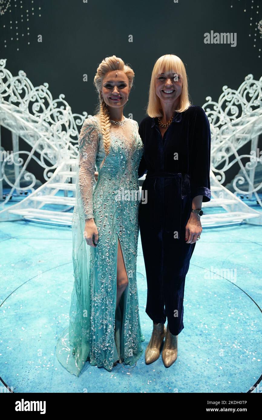 Samantha barks elsa hi-res stock photography and images - Alamy