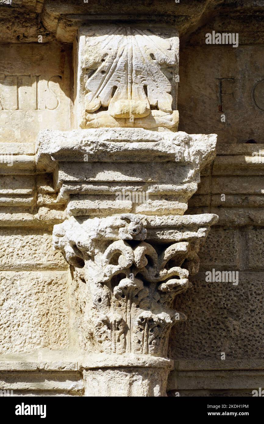Rimondi Venetian Fountain, Rethymno, Crete, Greece, Europe Stock Photo ...