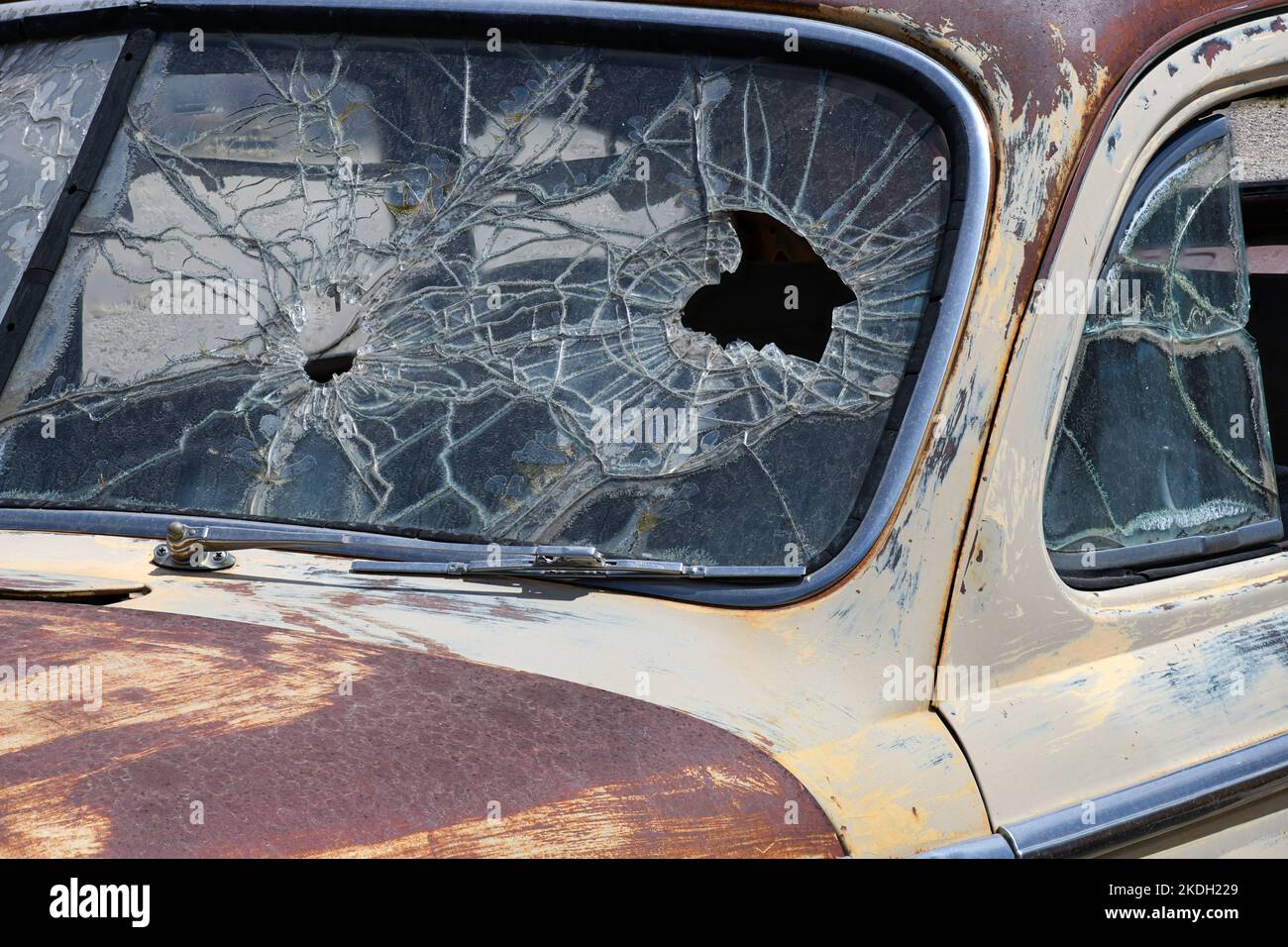 "Seen Better Days" Antique Car Patina in the brutal New Mexico Desert ...
