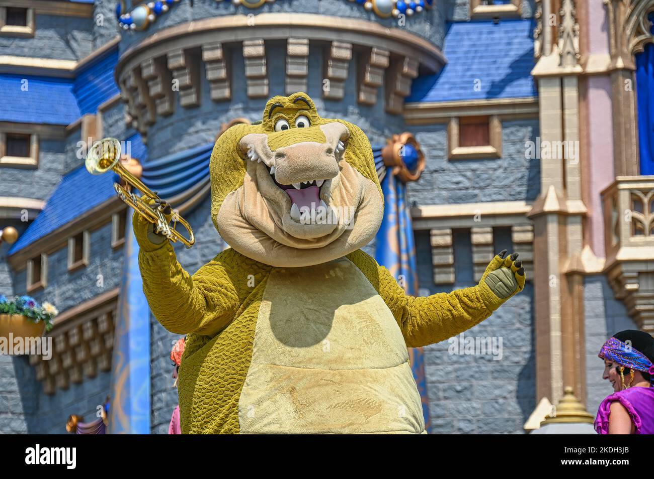 louis the Alligator from Princess and the frog in a stage show Stock ...