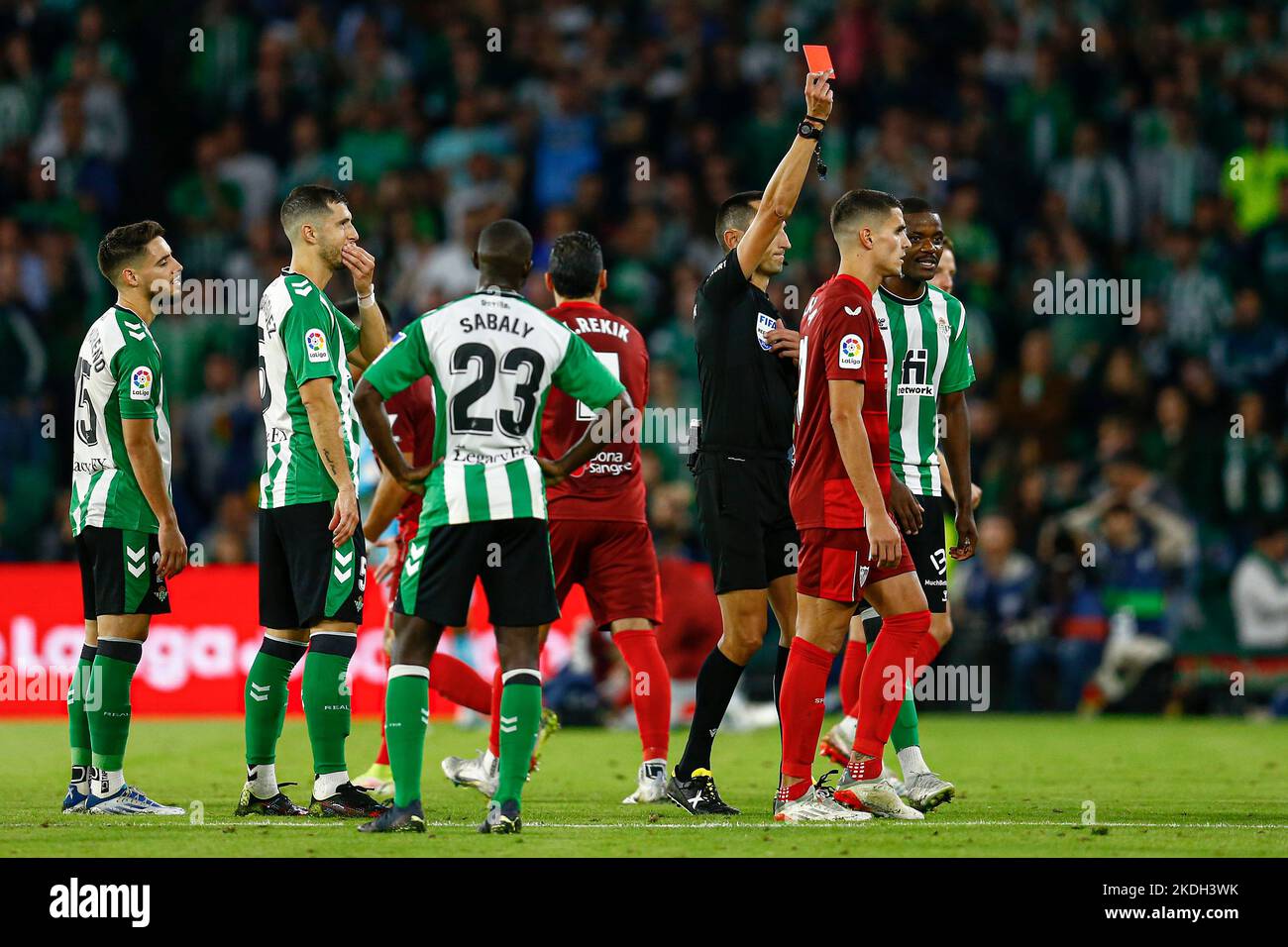 Referee jose maria sanchez martinez hi-res stock photography and images ...
