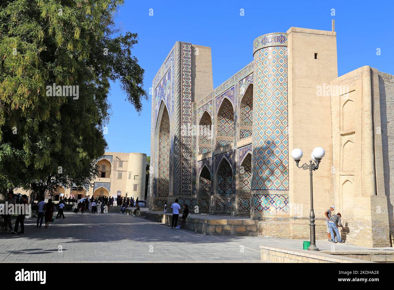 Nodir Divanbegi Madrasa, Lyabi Hauz Square, Historic Centre, Bukhara ...