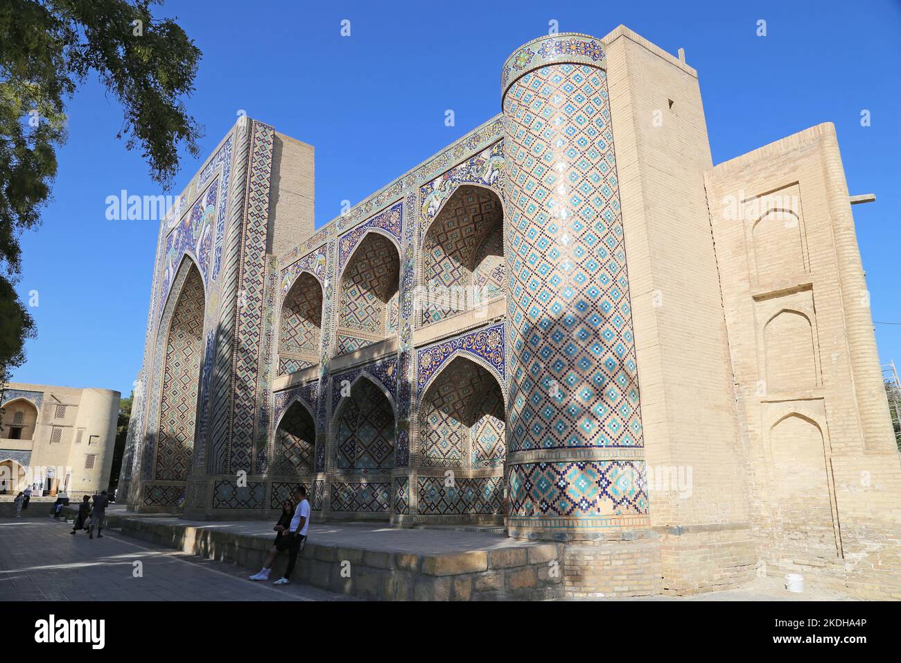 Nodir Divanbegi Madrasa, Lyabi Hauz Square, Historic Centre, Bukhara ...