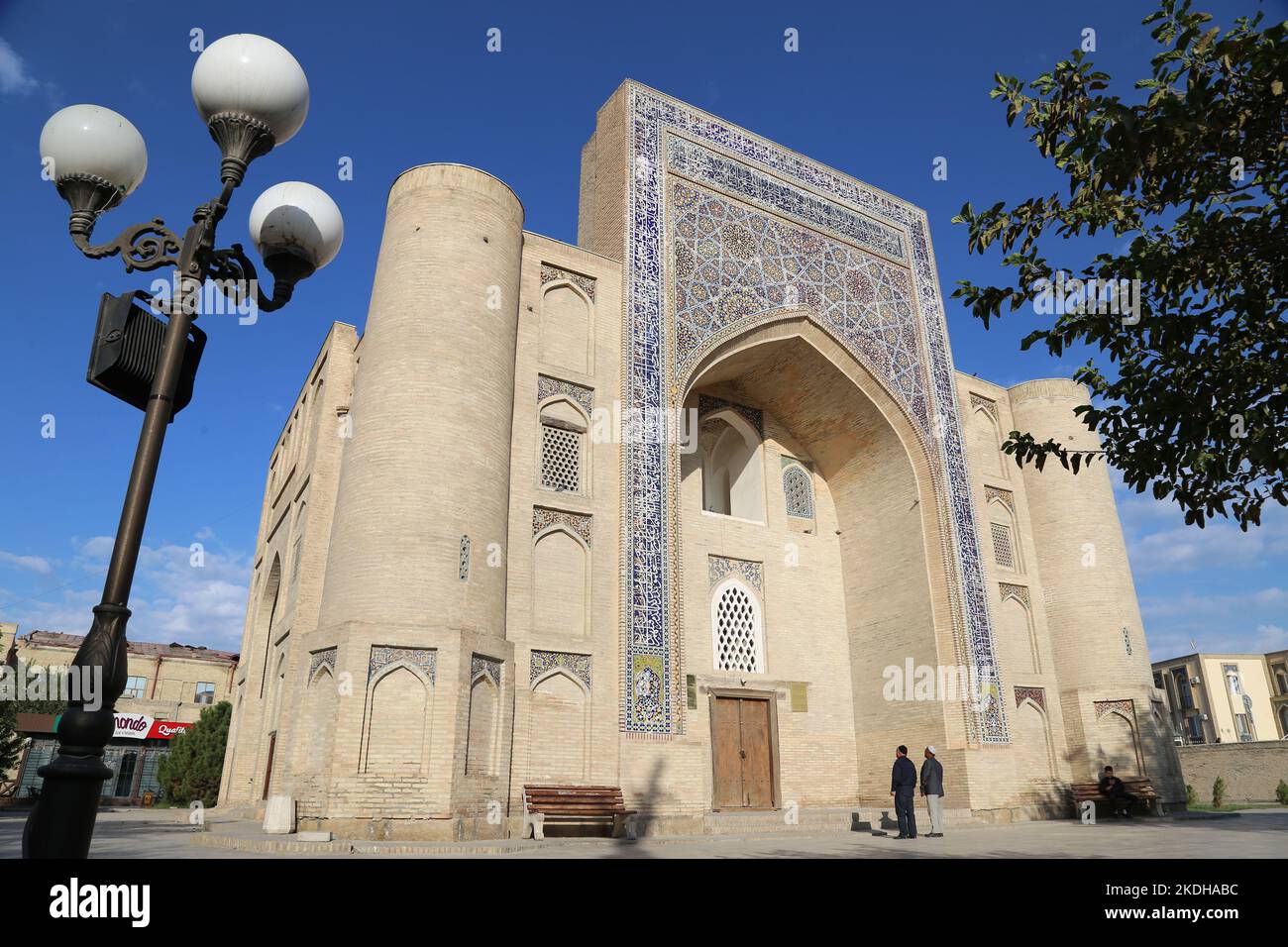 Nodir Devonbegi Khanagha, Lyabi Hauz Square, Historic Centre, Bukhara ...