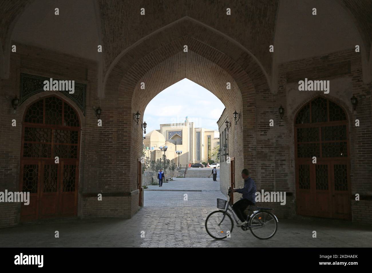 Toki Sarrafon (Moneychangers' Bazaar), Arabon Street, Historic Centre ...