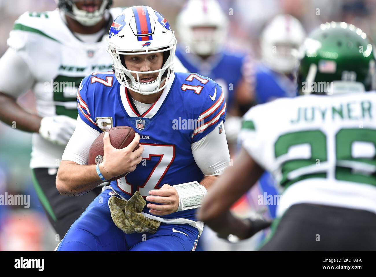 Josh allen 2022 hi-res stock photography and images - Alamy