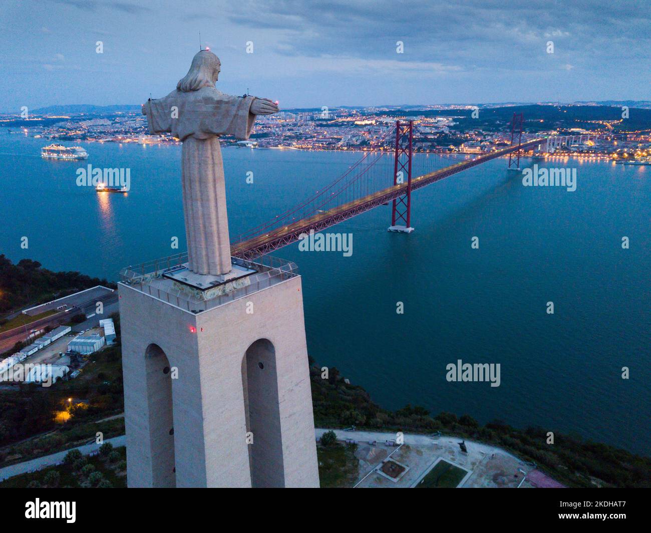 Springtime dawn suspension bridge hi-res stock photography and images - Alamy