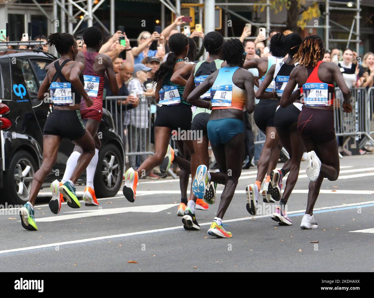 1st place elite women hi-res stock photography and images - Alamy