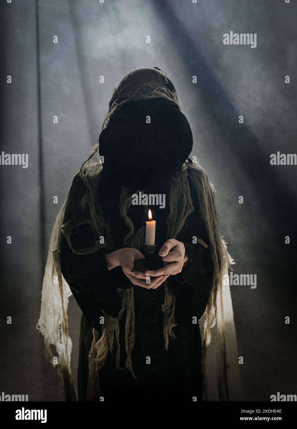 Person in spooky Hallowe'en ghoul costume standing in fog Stock Photo ...