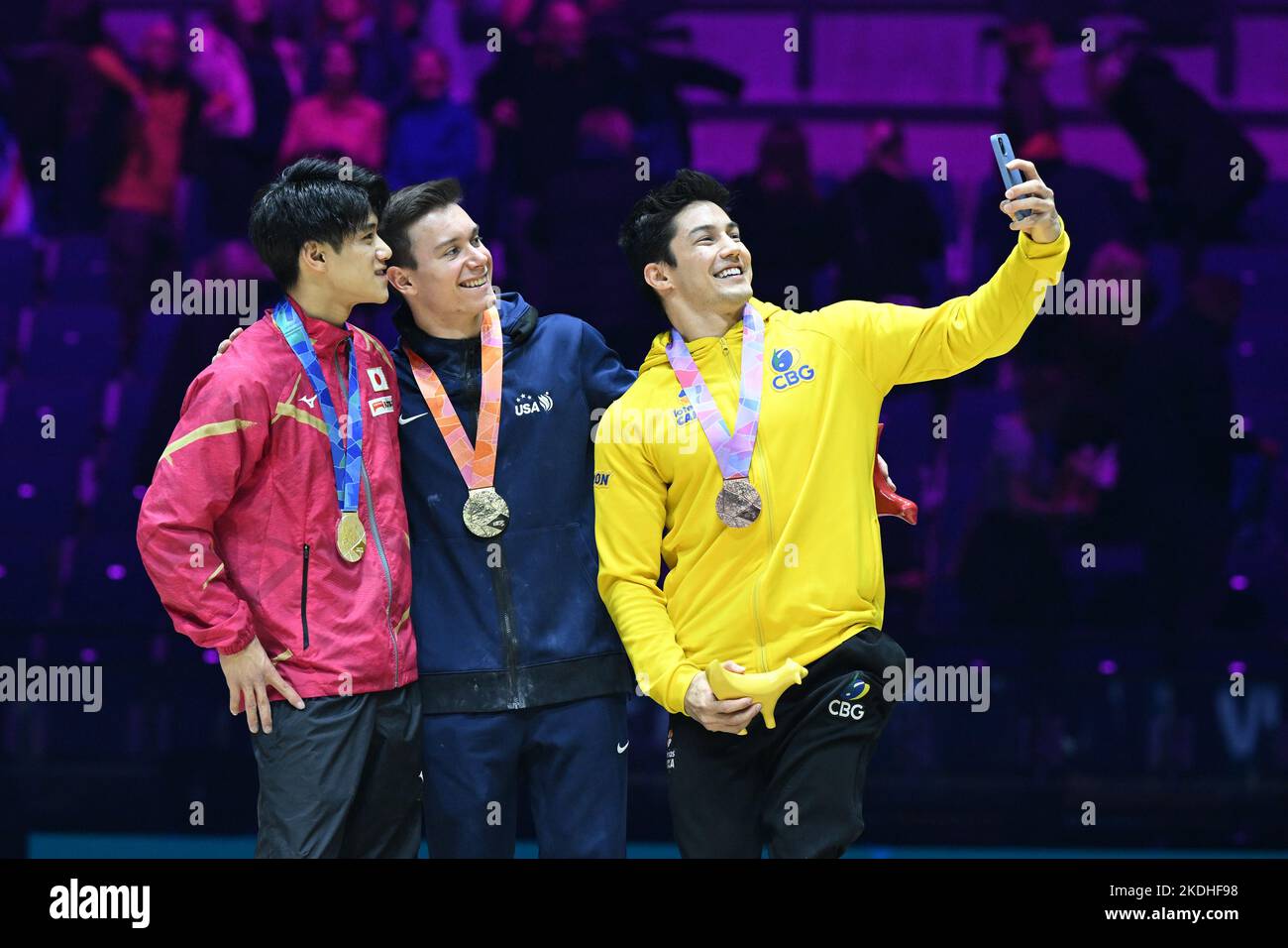 Liverpool, UK. 06th Nov, 2022. Horizontal Bar Medalists: Gold Medal ...