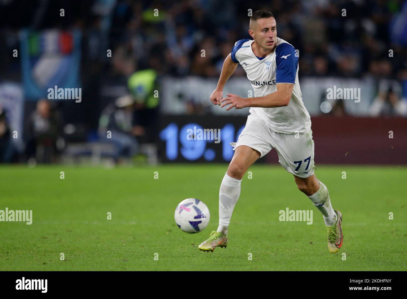 LazioÕs Serbian defender Adam Marusic controls the ball during the ...