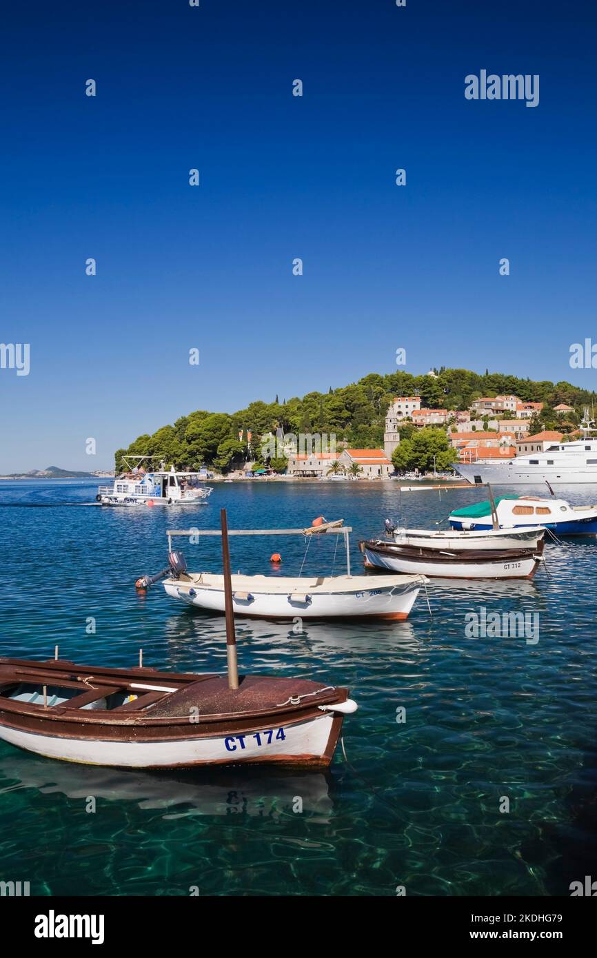 Small fishing boats moored in Cavtat harbour, Dalmatia region, Croatia ...