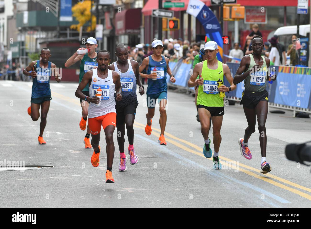 Men's elite runners Shura Kitata, Abdi Nageeye, Evans Chebet, Suguru ...