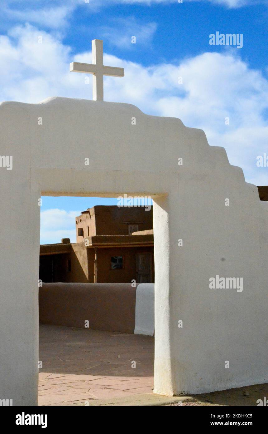 Pueblo portrait hi-res stock photography and images - Alamy