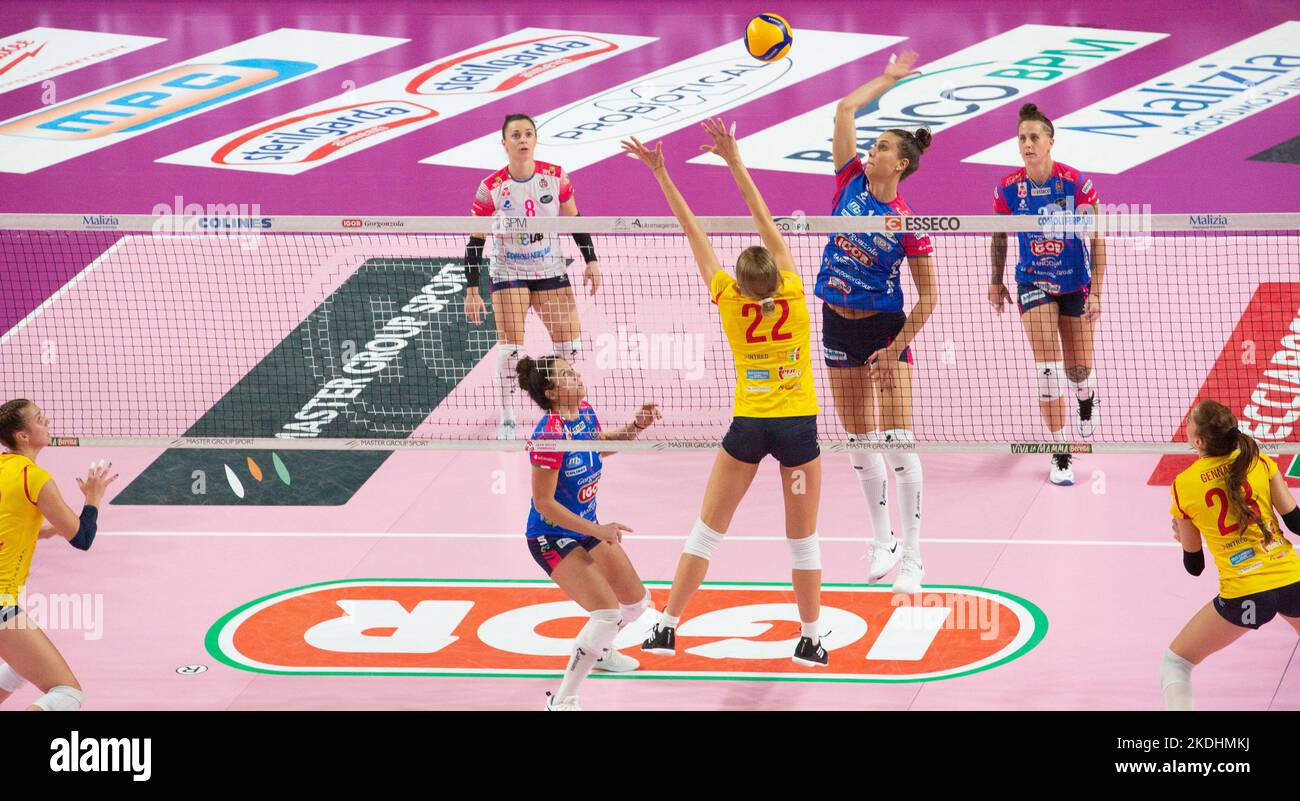 Pala Igor Gorgonzola, Novara, Italy, November 06, 2022, Spike of Anna ...