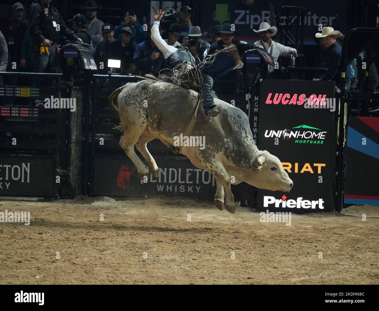 LAS VEGAS, NV - NOVEMBER 6: Chase Outlaw takes his best shot at an :08 ...