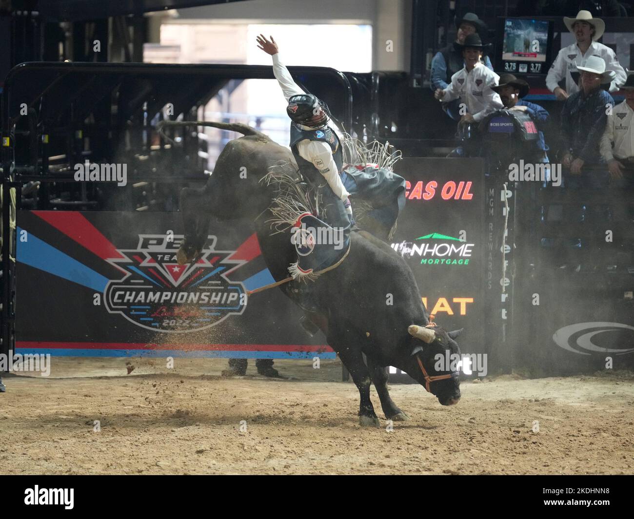 LAS VEGAS, NV - NOVEMBER 6: Eli Vastbinder takes his best shot at an ...