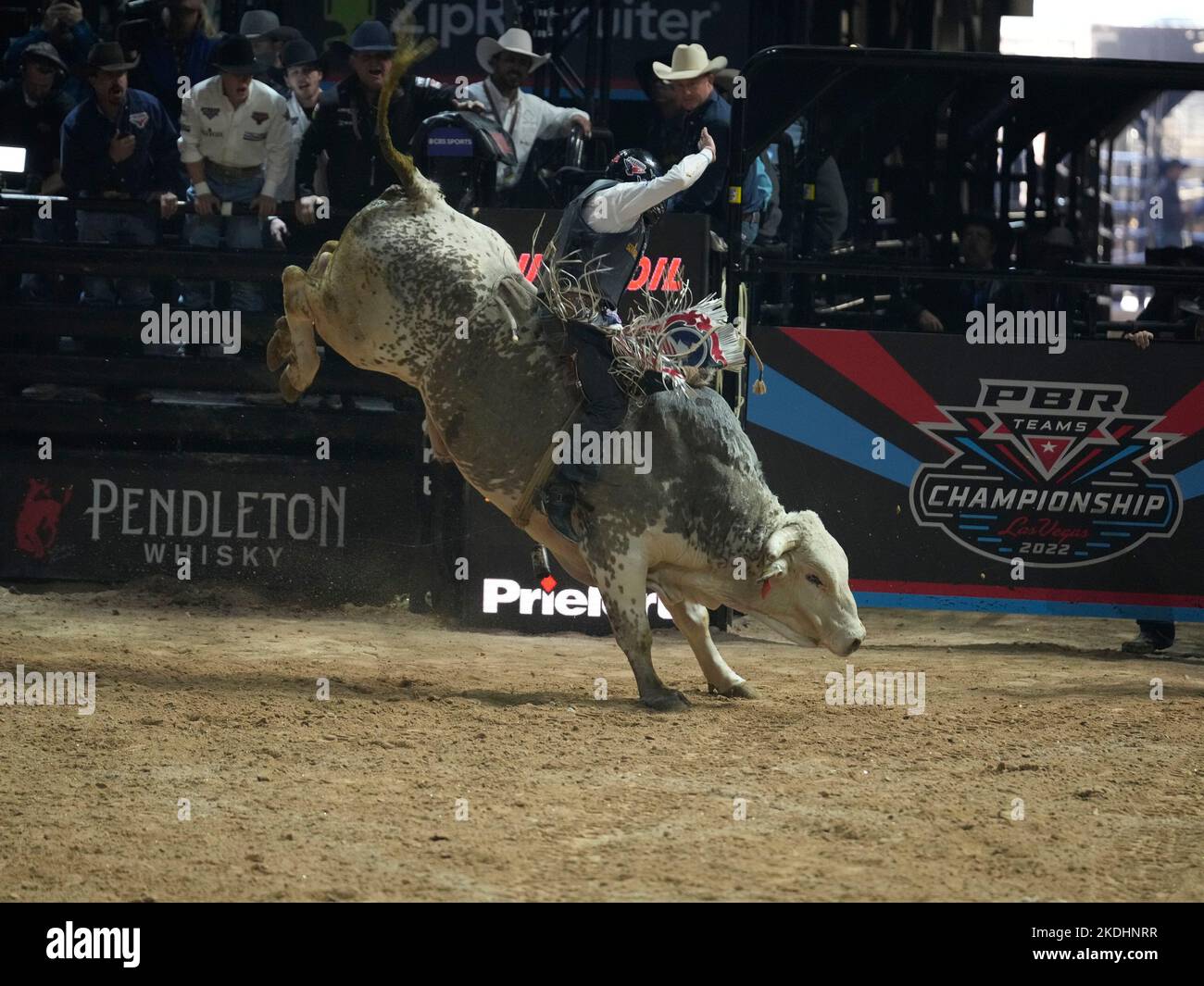 LAS VEGAS, NV - NOVEMBER 6: Chase Outlaw takes his best shot at an :08 ...