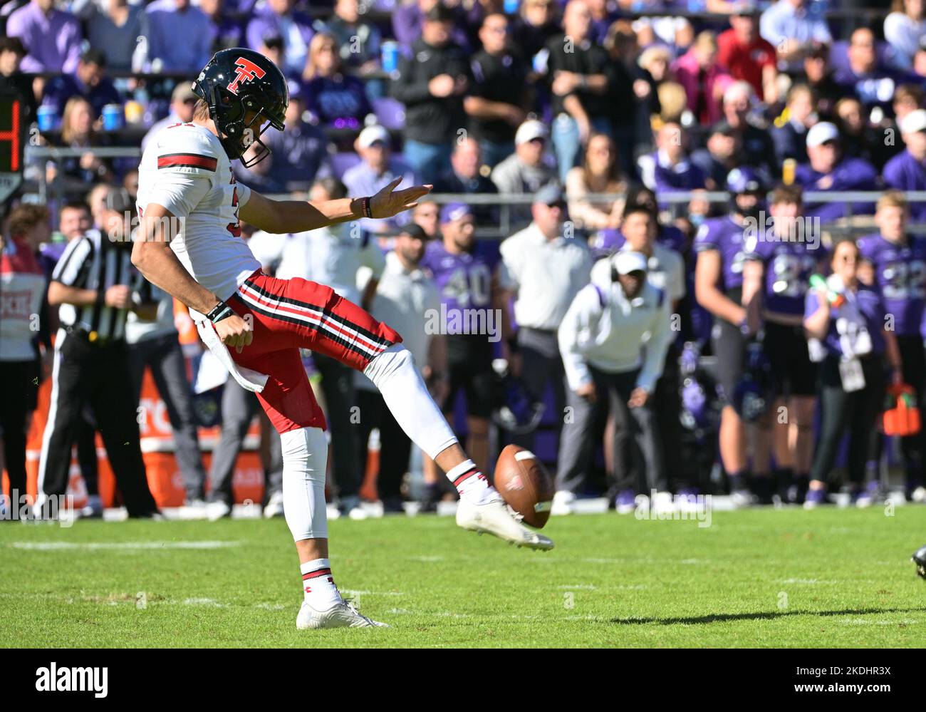Fort Worth, Texas, USA. 5th Nov, 2022. Texas Tech Red Raiders punter ...